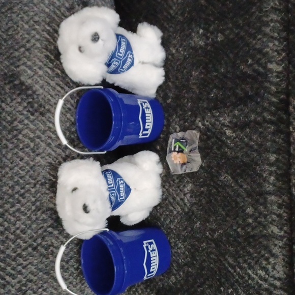 Lowes | Other | 2 New Lowes Mini Buckets Stuffed Animal Puppies And ...